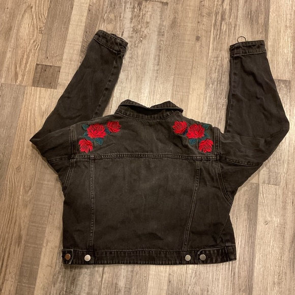 Volcom | Jackets & Coats | Volcom Crop Embroidered Jean Jacket | Poshmark